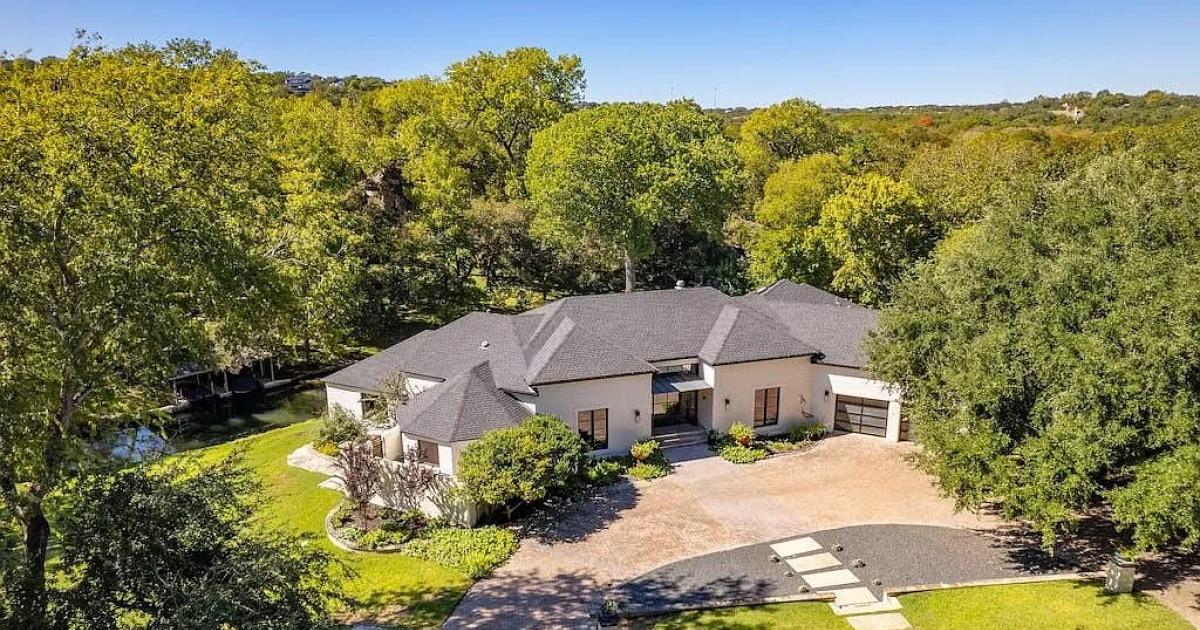 Listings skyrocket, sales drop in Austin housing market | Urbanize Austin